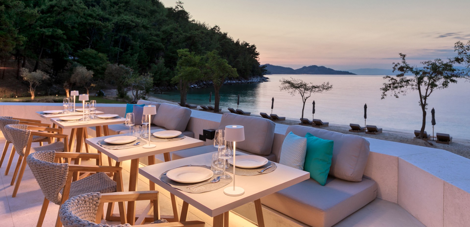 Veranda Restaurant | Vathi Cove Luxury Hotel | Vathi Beach, Thassos